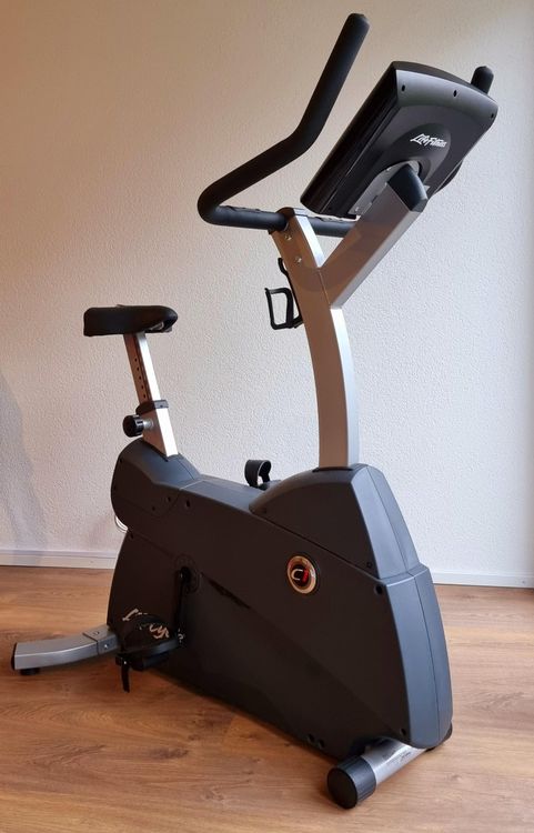 Hometrainer / Velo Ergometer C1 Life Fitness | Kaufen auf Ricardo