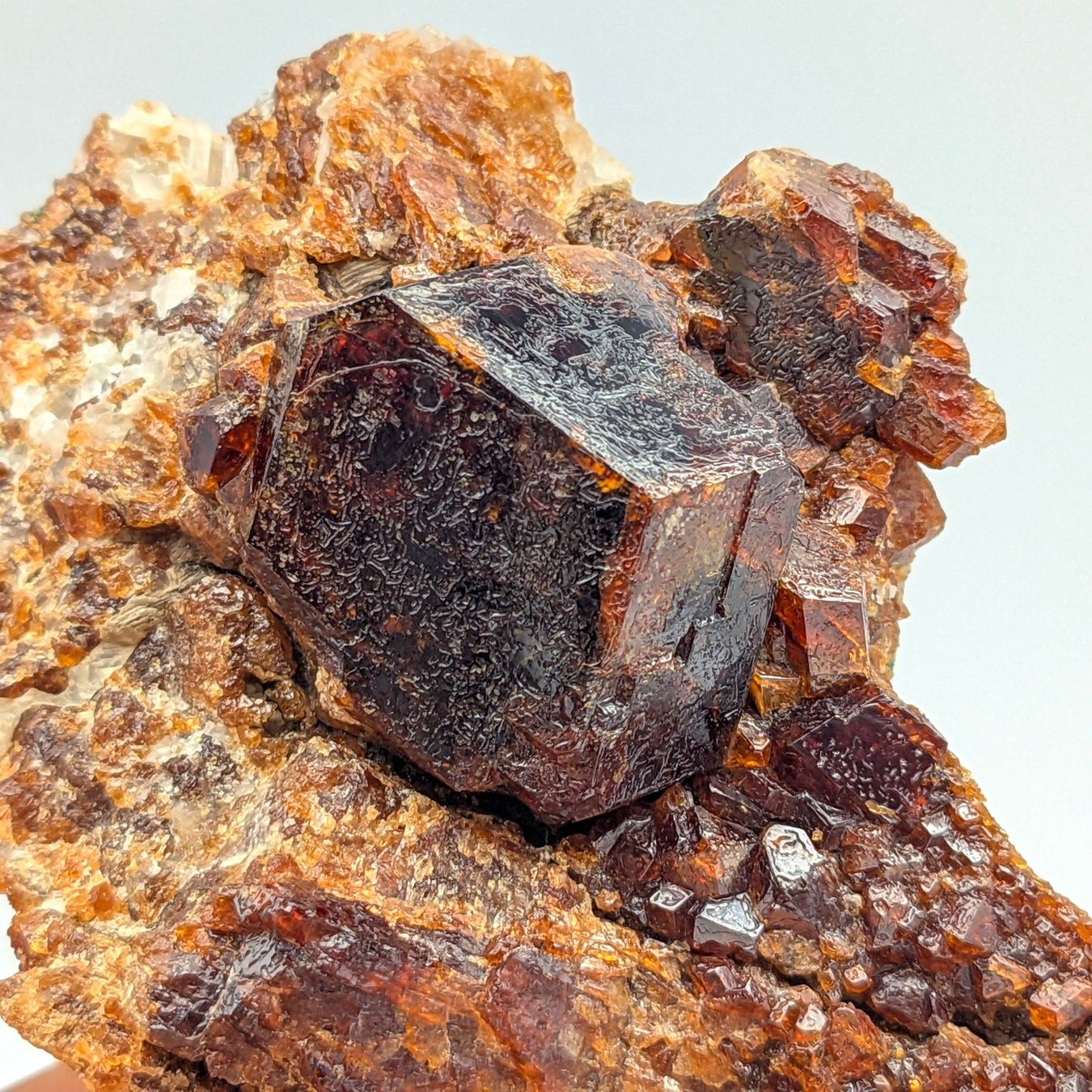 Grosse ANDRADIT, Dunkler GRANAT, 4 cm, Tansania (Nuovo (secondo la ...