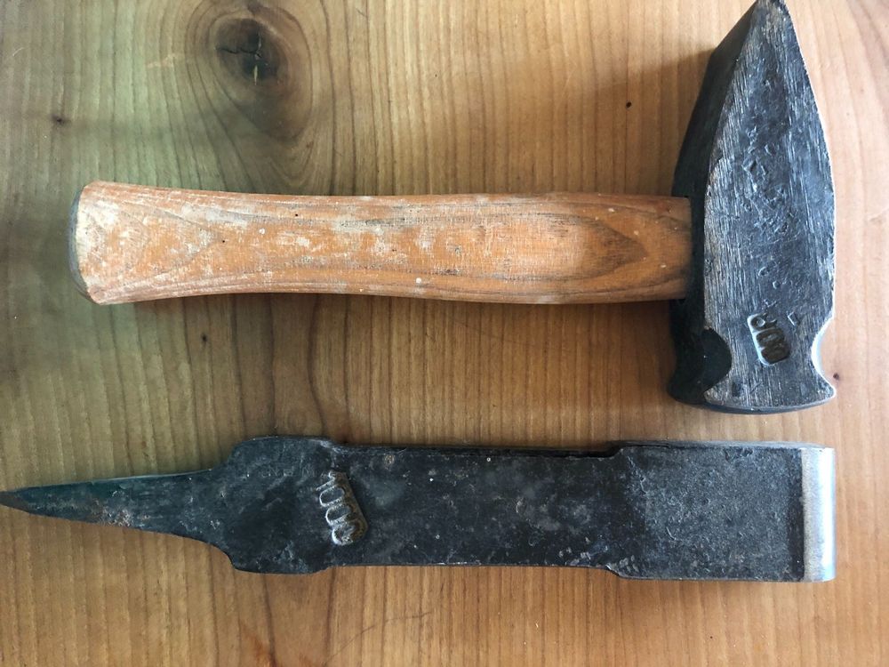 Dengelamboss mit Hammer | Kaufen auf Ricardo