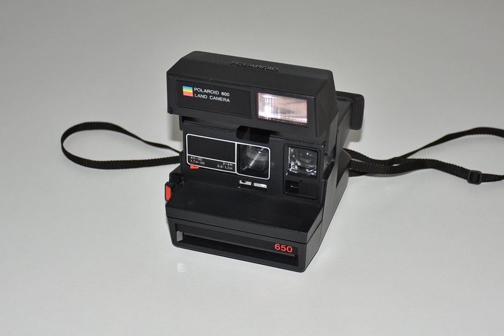 Polaroid 650 Sofortbildkamera | Kaufen auf Ricardo