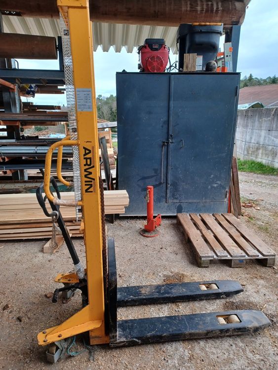 Handstapler Gabelhubwagen Ameise Palettrolli (Gebraucht) in Maur für ...