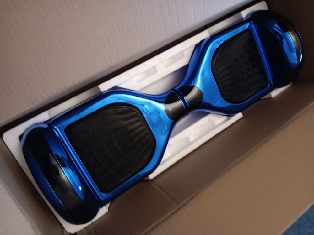 Blau Metallic Hoverboard mit LED auf Rädern, neu (Neu und ...