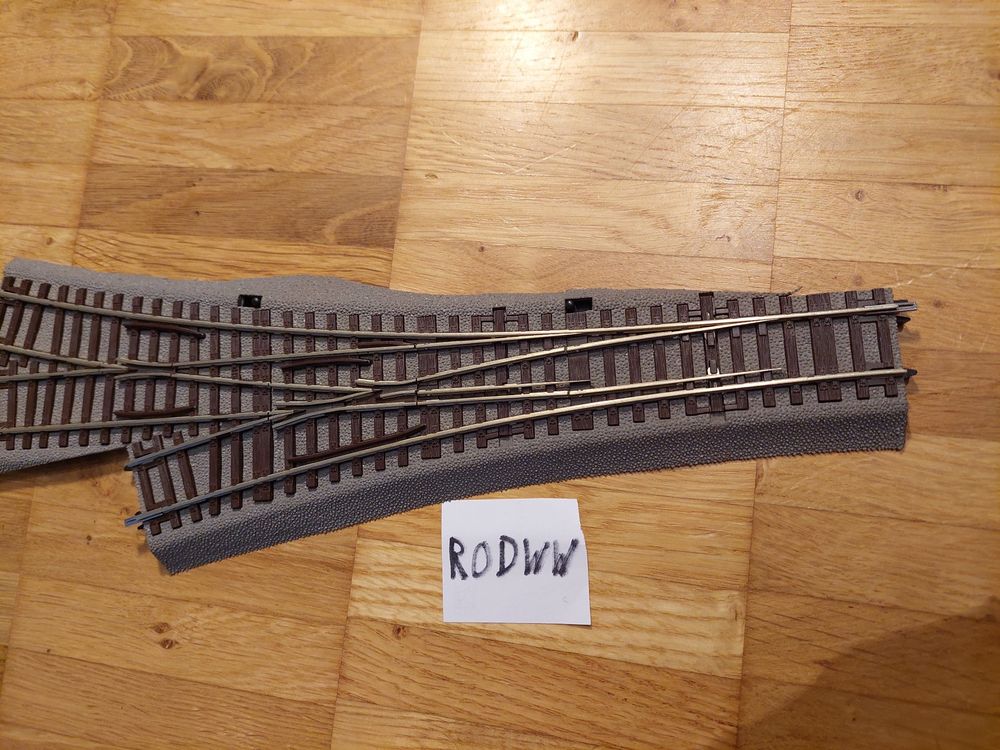 Roco 42543 - Dreiwegweiche DWW15 (Gebraucht) in Meilen für CHF 19 – mit ...