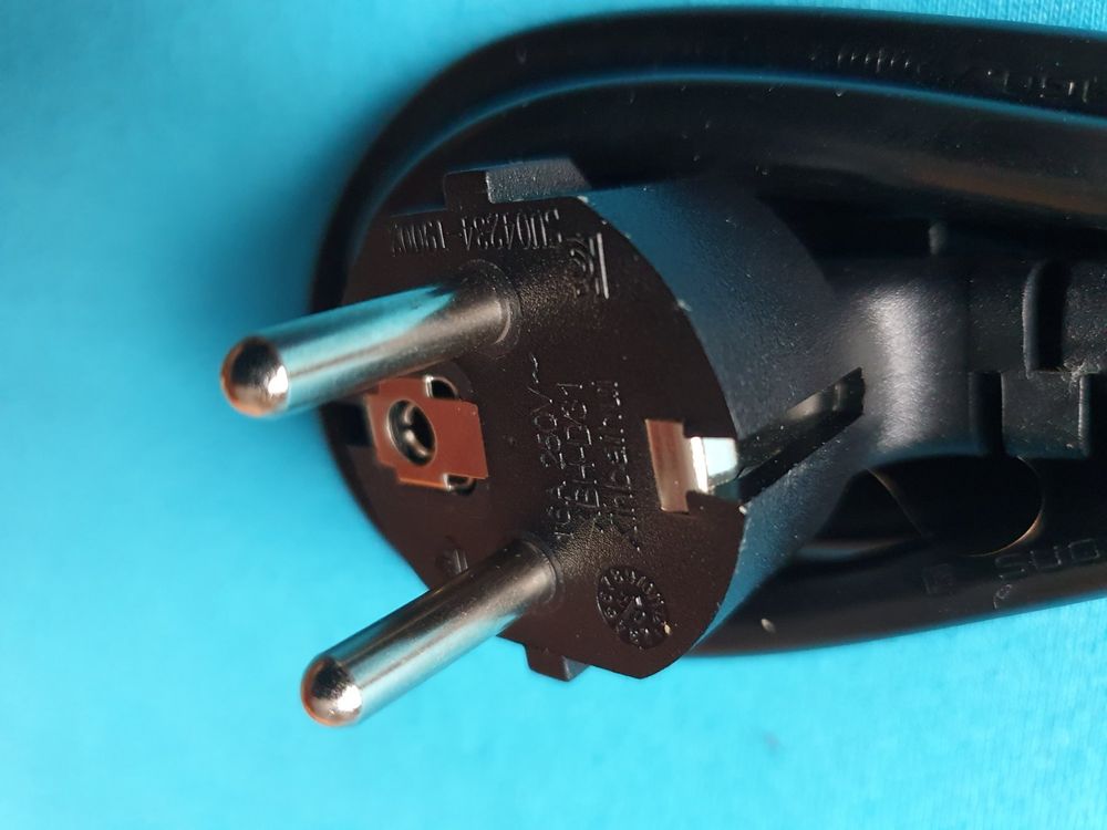 Netzkabel - PC Kabel - Deutscher Stecker (Neu (gemäss Beschreibung)) in Frauenfeld für CHF 2 ...