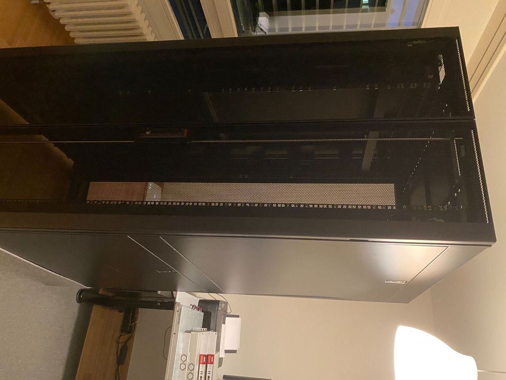 Server Rack | Kaufen auf Ricardo
