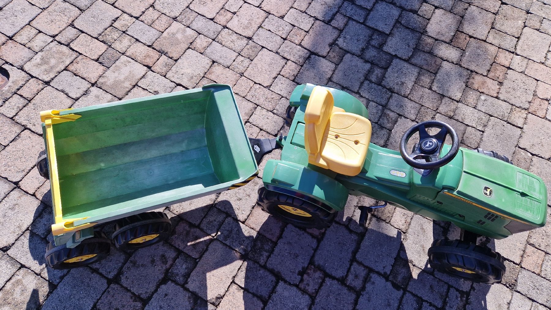 John Deere Kindertraktor mit Anhänger (Gebraucht) in Kaltbrunn für CHF ...
