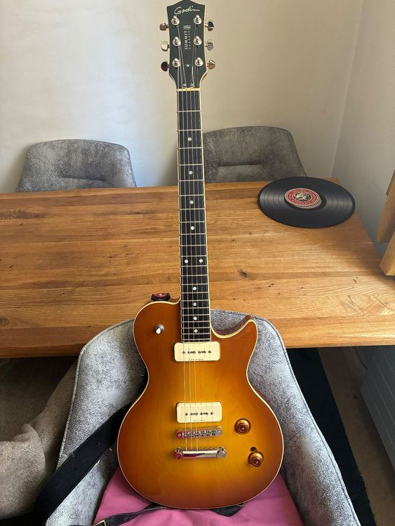 LEICHT! Godin Summit Classic CT, creme Brulee Neuer Preis! (Gebraucht ...