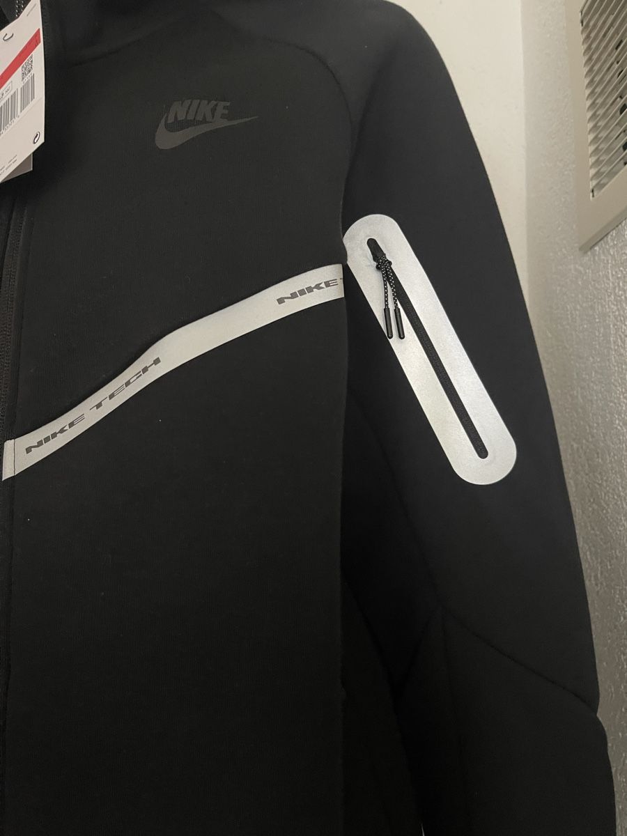 Veste Nike Tech Fleece, Noir, Neuve avec étiquette, Taille L (Neuf avec ...