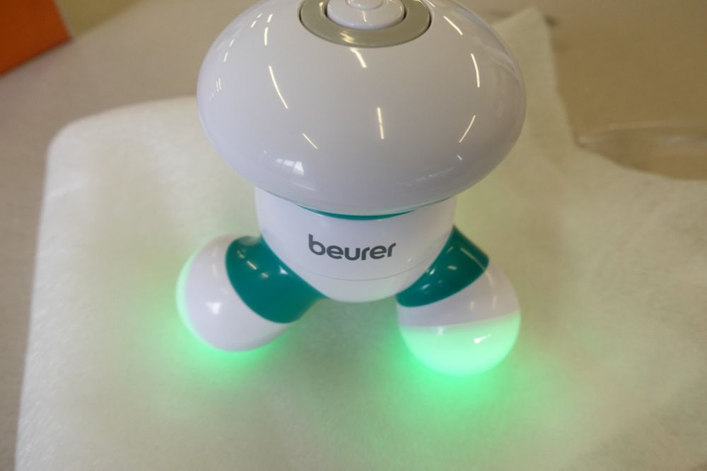 BEURER Wellbeing Mini- Massagegerät (Neu und originalverpackt) in Muhen ...