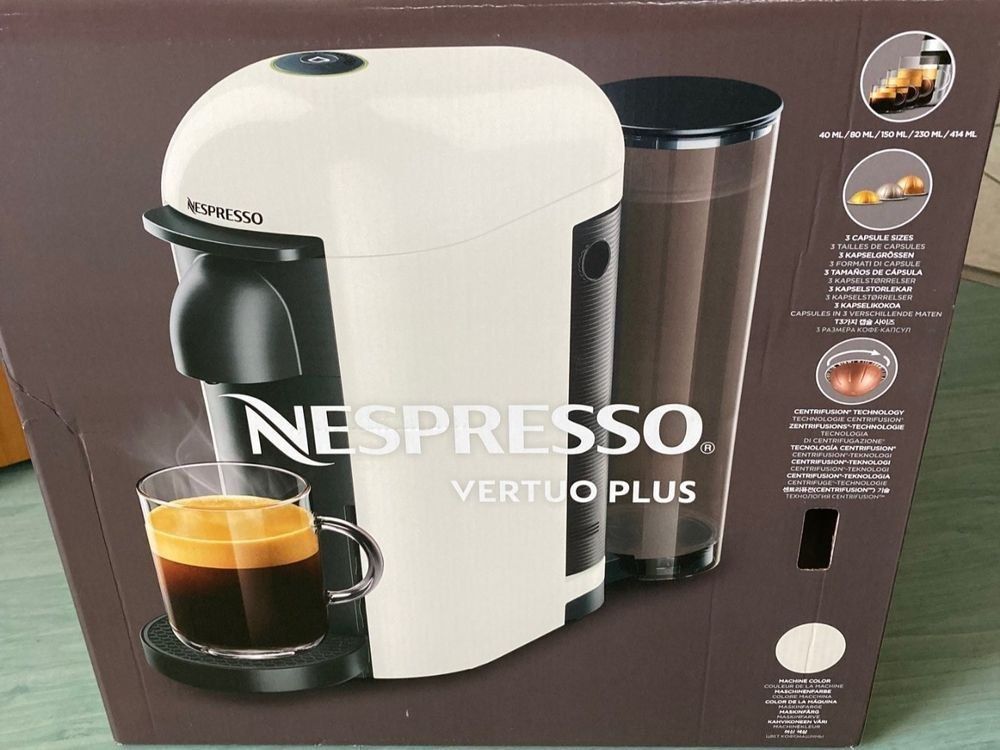 Nespresso Vertuo Plus White inkl. 40 Stk. Kaffeekapseln (Gebraucht) in ...