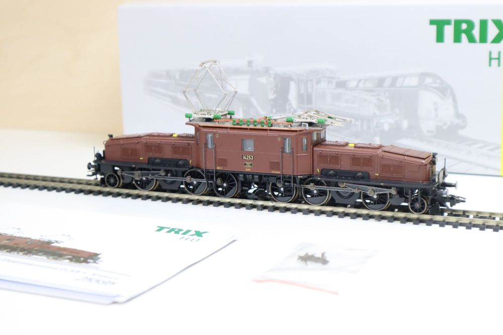 Trix SBB Krokodil E-Lok Nr. 25595 - MFX + Sound - NP: 470.- (Neu ...