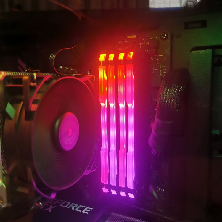 Corsair Vengeance RGB Pro, 32GB (2x16GB) DDR4-RAM 3200 MHz (Gebraucht ...