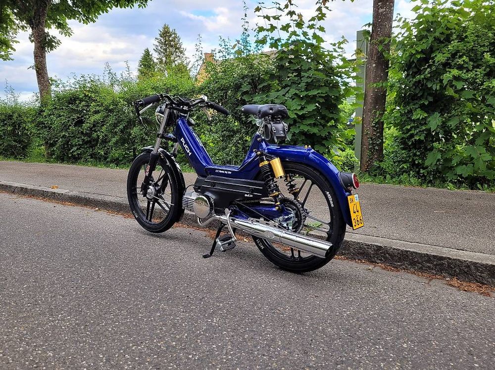 Puch Maxi S in BMW Marina Bay Blue met. Komplettrestauration (Gebraucht ...