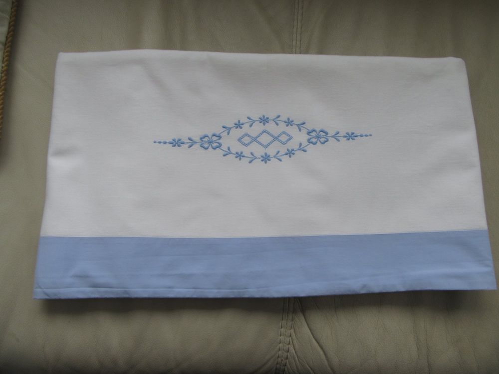 Oberleintuch mit Bordüre und Stickerei (Neu (gemäss Beschreibung)) in ...