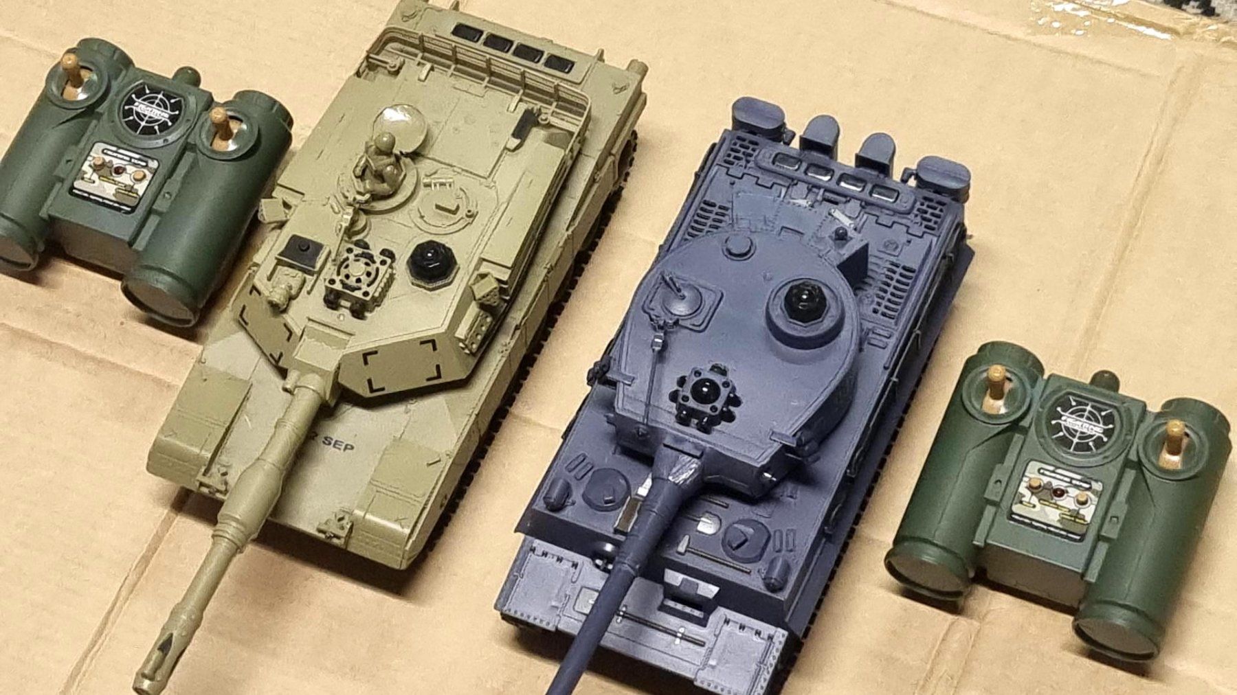 M1A1 SEP + Tiger 103 RC Tank / char (Gebraucht) in Collonges für CHF 70 ...