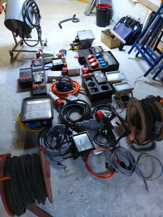 Div. Elektrosachen (Gebraucht) in Fahrwangen für CHF 200 – nur Abholung ...