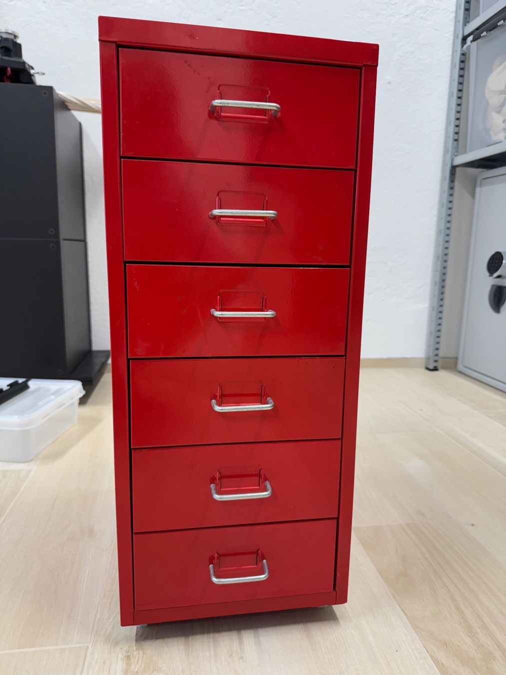 IKEA HELMER Schubladenelement auf Rollen, rot, 28x69 cm (Gebraucht) in ...