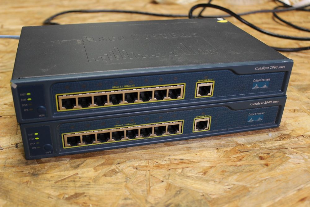 Zwei Cisco Switches 2940 (Gebraucht) in Schüpfen für CHF 1 – mit ...