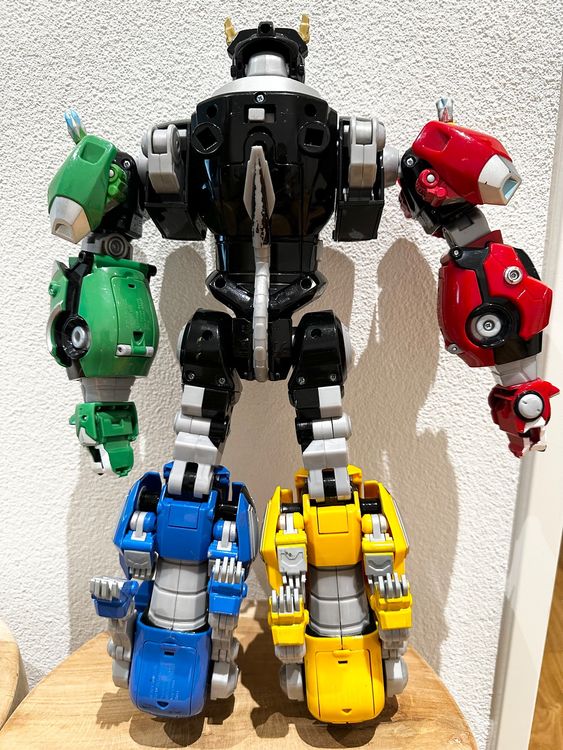 Playmates VOLTRON Legendary Defender Löwen robot transformer | Kaufen ...