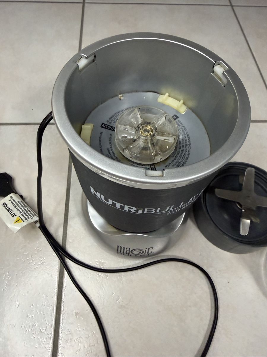 NutriBullet 600 Series – Funktioniert – Basis & Klinge (Gebraucht) in ...