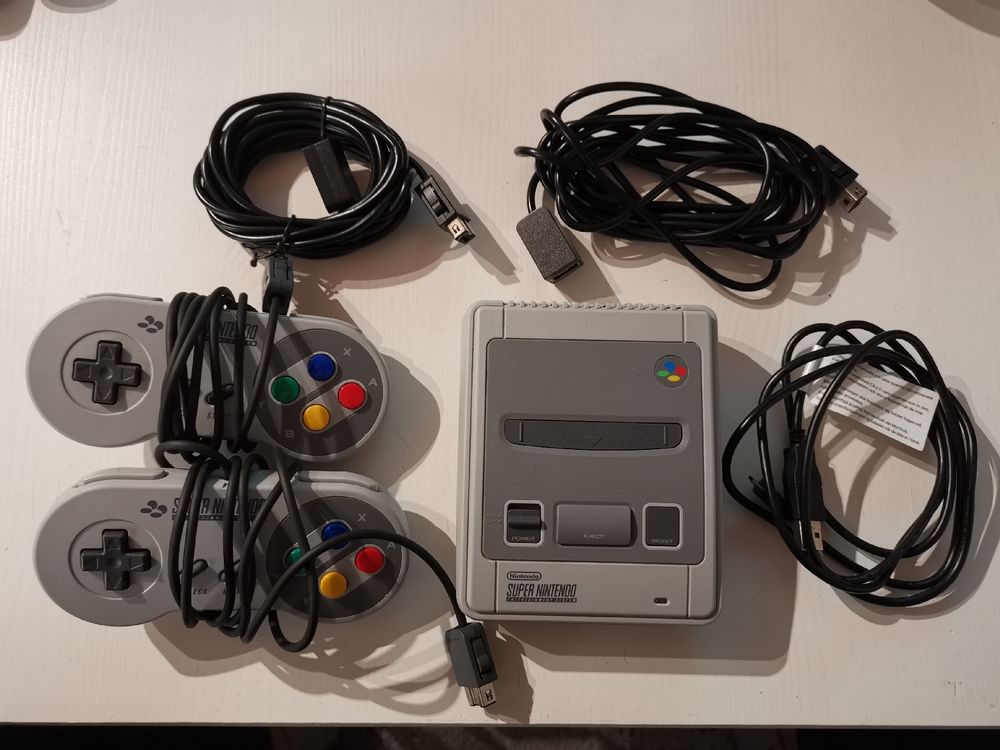 Super Nintendo (SNES) Mini | Kaufen auf Ricardo