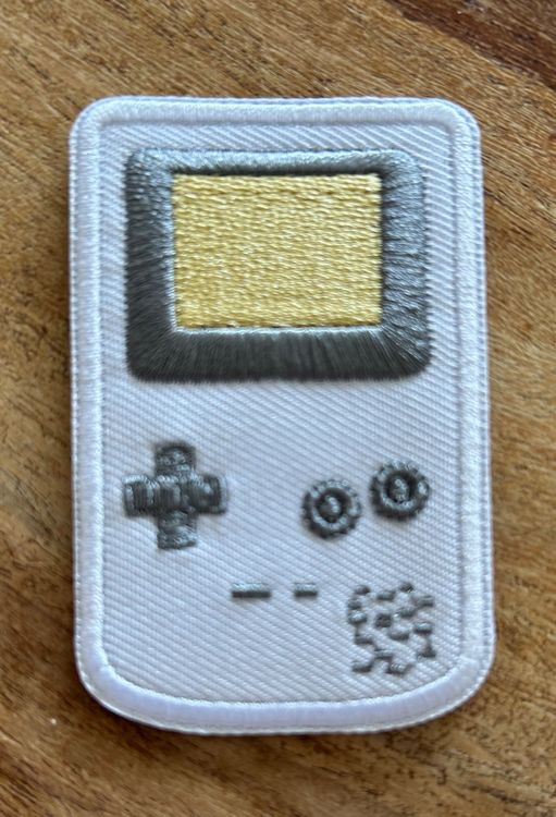 Retro Patch / Aufnäher Gameboy (Neu und originalverpackt) in Geneve für ...