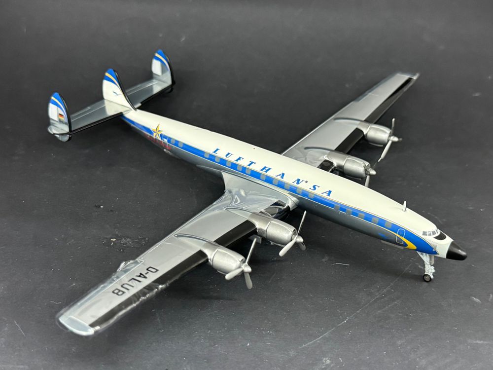 Lufthansa Lockheed L-1649A Super Star Herpa 1:200 (Neu und ...