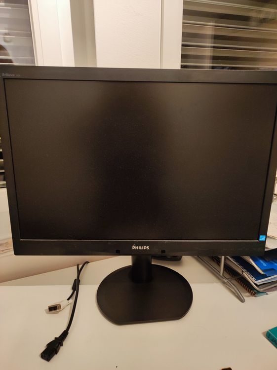 Philips LCD-Monitor mit PowerSensor (Gebraucht) in Rothenthurm für CHF ...