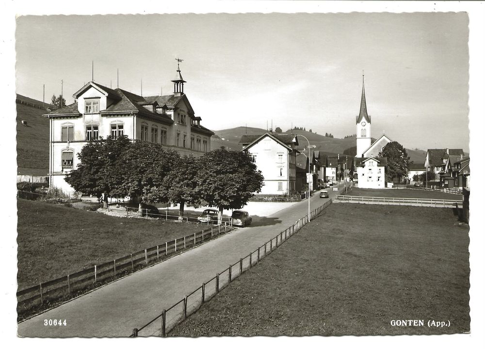 Gonten (AR) Dorfpartie mit Kirche und Schulhaus - um 1950 (Gebraucht) in Engelburg für CHF 12.9 ...