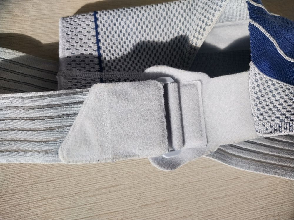 Bauerfeind OmoTrain S Schulterbandage - Grösse S (Gebraucht) in Jona ...