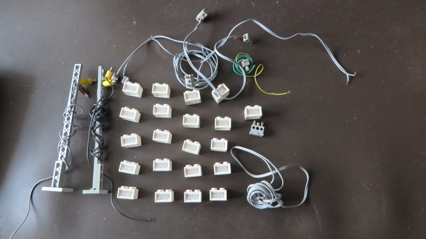 20 Stücke LEGO Eisenbahn 12V Lampe Lämpchen Leuchtstein (Gebraucht) in ...