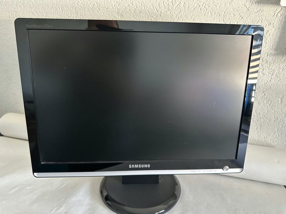 Samsung SyncMaster 223BW Monitor (Gebraucht) in Courlevon für CHF 25 ...