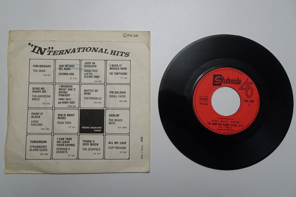 Box Tops - Cry Like A Baby b/w The Door You Closed To Me (Gebraucht) in ...