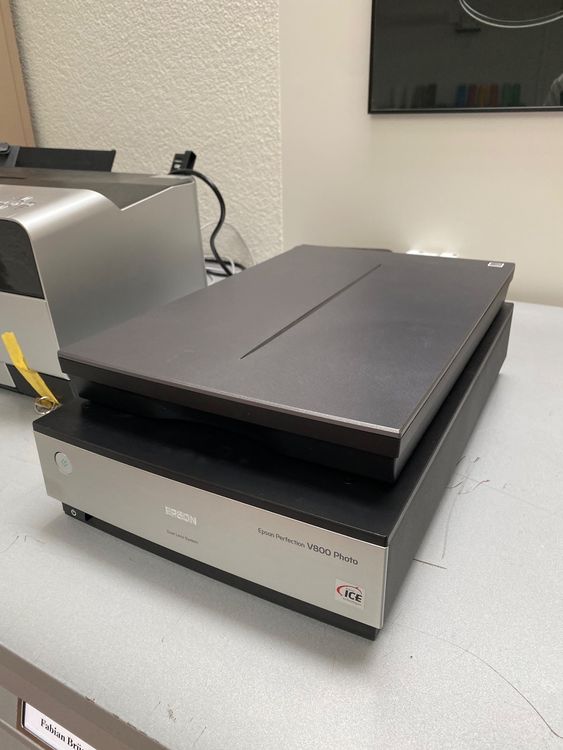 Epson V800 Photo Scaner (Gebraucht) in Bern für CHF 450 – mit Lieferung ...