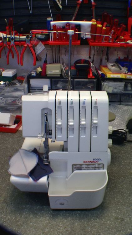 Bernina 800DL-Frisch ab Service-Garantie (Gebraucht) in für CHF 449 ...