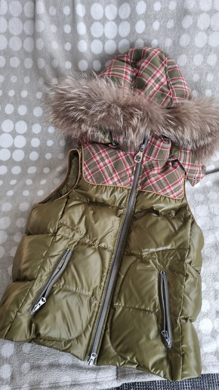 Escada Sport Daunenweste Gr.36 mit Kapuze und Pelz Top! (Gebraucht) in ...