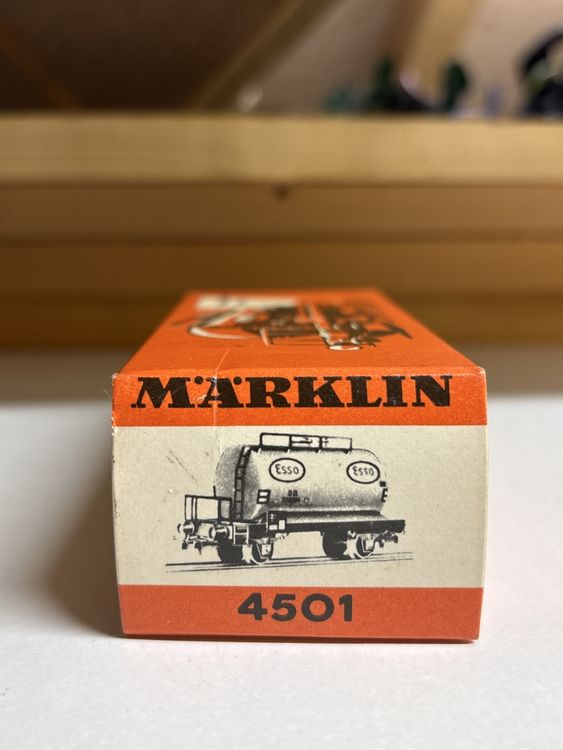 Märklin 4501 Kesselwagen Esso (Gebraucht) in Rothenburg für CHF 4 – mit ...