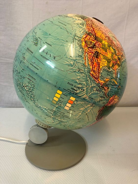 Globus Scan globe made in Denmark; beleuchtbar (Gebraucht) in Brunnen ...