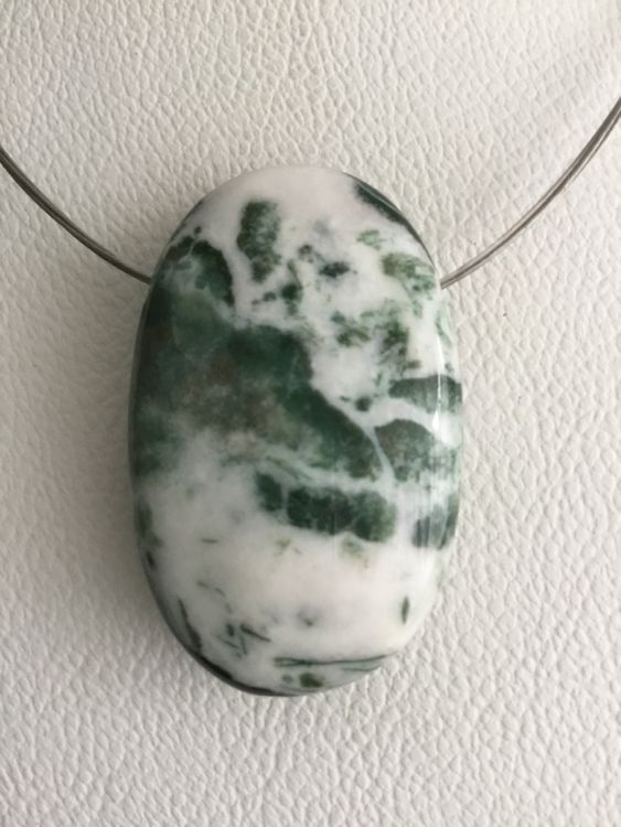 Anhänger Baumachat Heilstein (Neu und originalverpackt) in Doppleschwand für CHF 3 – mit ...