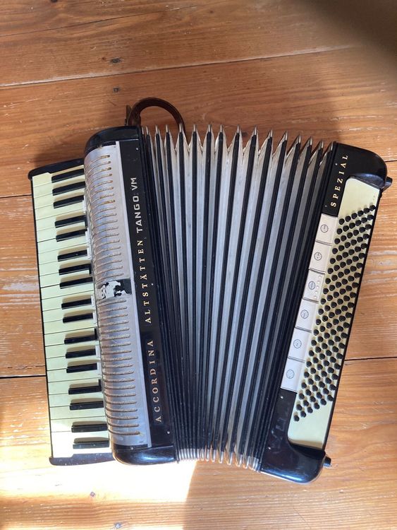 Akkordeon Hohner Tango VM | Kaufen auf Ricardo