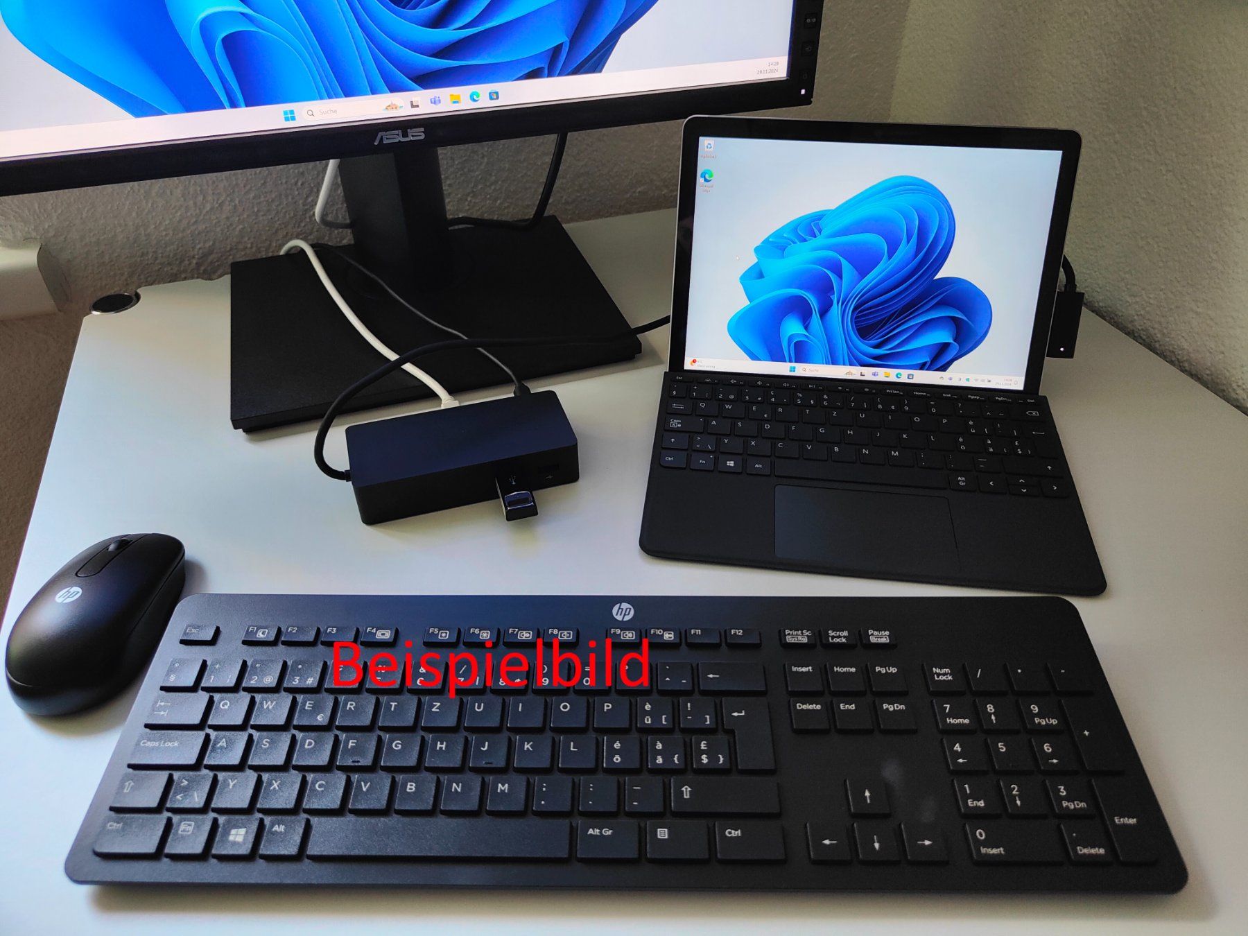 Microsoft Surface Dock 2 (NEU) (Neu und originalverpackt) in Winkel für ...