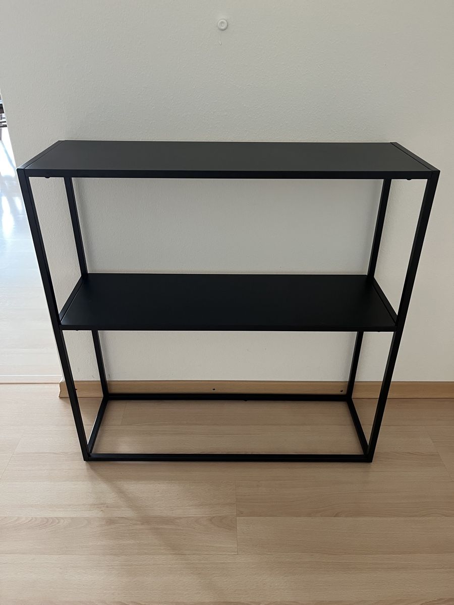 Black Metal Console Table – Chic & Modern Home Decor (Neu (gemäss ...