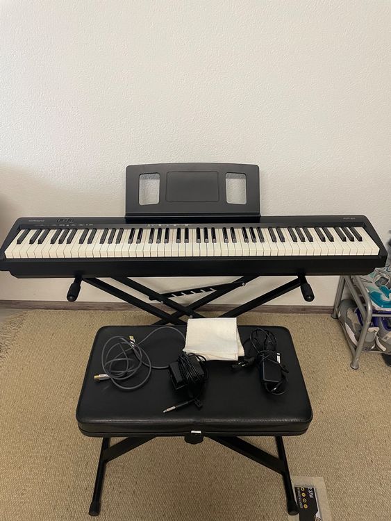Roland FP-10 E-Piano Set | Kaufen auf Ricardo