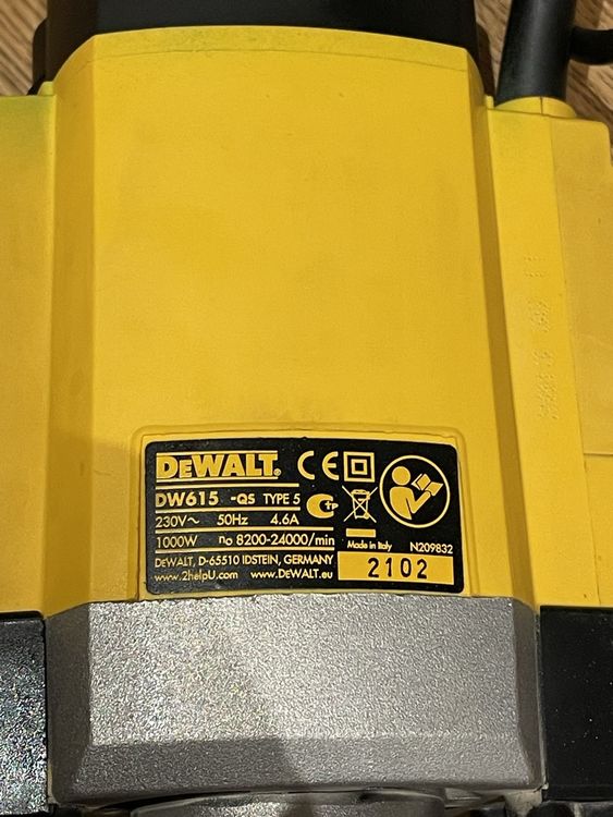 Dewalt Oberfräse DW615 mit 1000W Motor+10X NEUEN Fräser dazu (Gebraucht ...