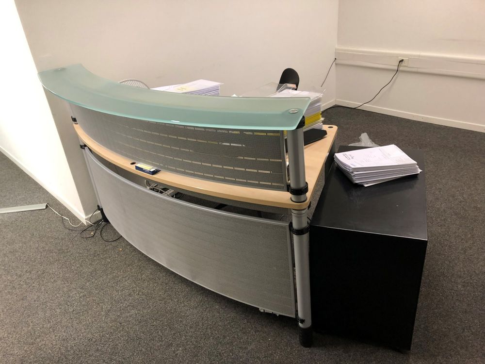 Empfang mit Arbeitsplatte | Kaufen auf Ricardo