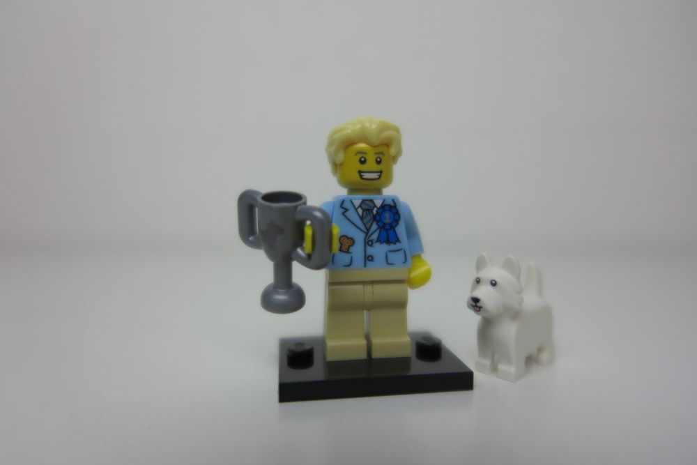 LEGO Minifigur CMF Serie 16 Hundeschau-Sieger | Kaufen auf Ricardo