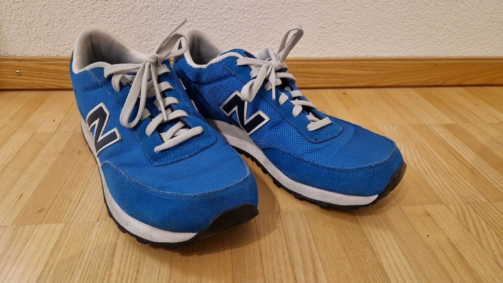 NEW BALANCE Sneaker (Gr. 44.5) (Gebraucht) in Rütihof für CHF 10 – mit ...