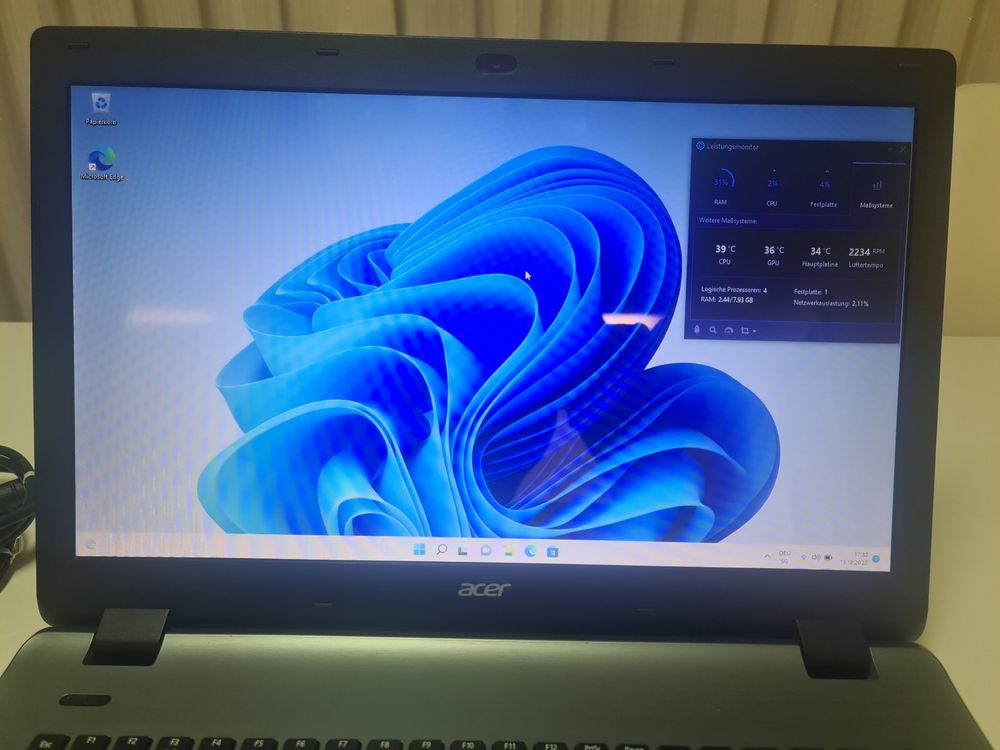 Acer E17 Intel Core i5 17.3" 8GB DDR3 256GB SSD Windows 11 (Gebraucht ...