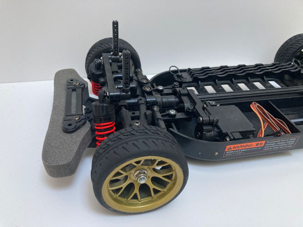 Tamiya TT-01 Chassis mit komplett-Radsatz & Servo Top Preis! (Gebraucht ...