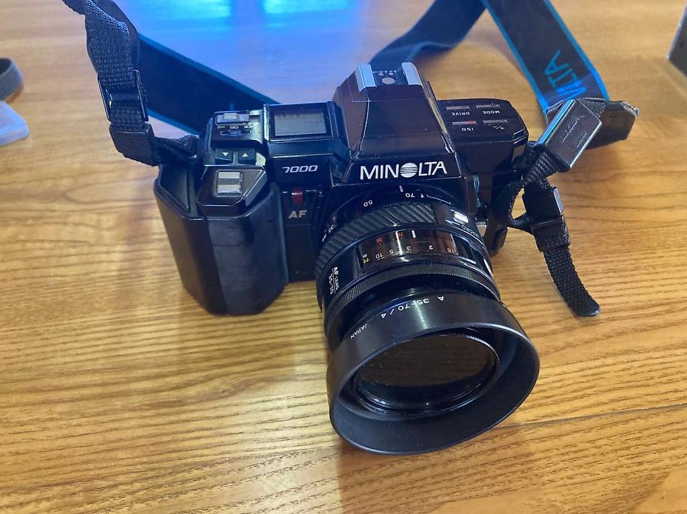 Minolta 7000 con 3 obiettivi (Gebraucht) in Breganzona für CHF 315 – mit Lieferung auf Ricardo ...